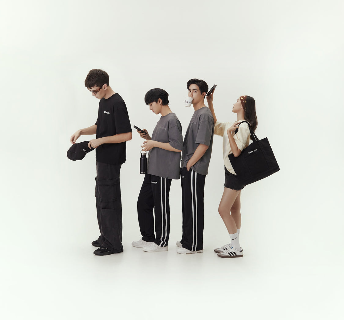 EVERYDAY EVERYWEAR GALLERY – SUPER SUN